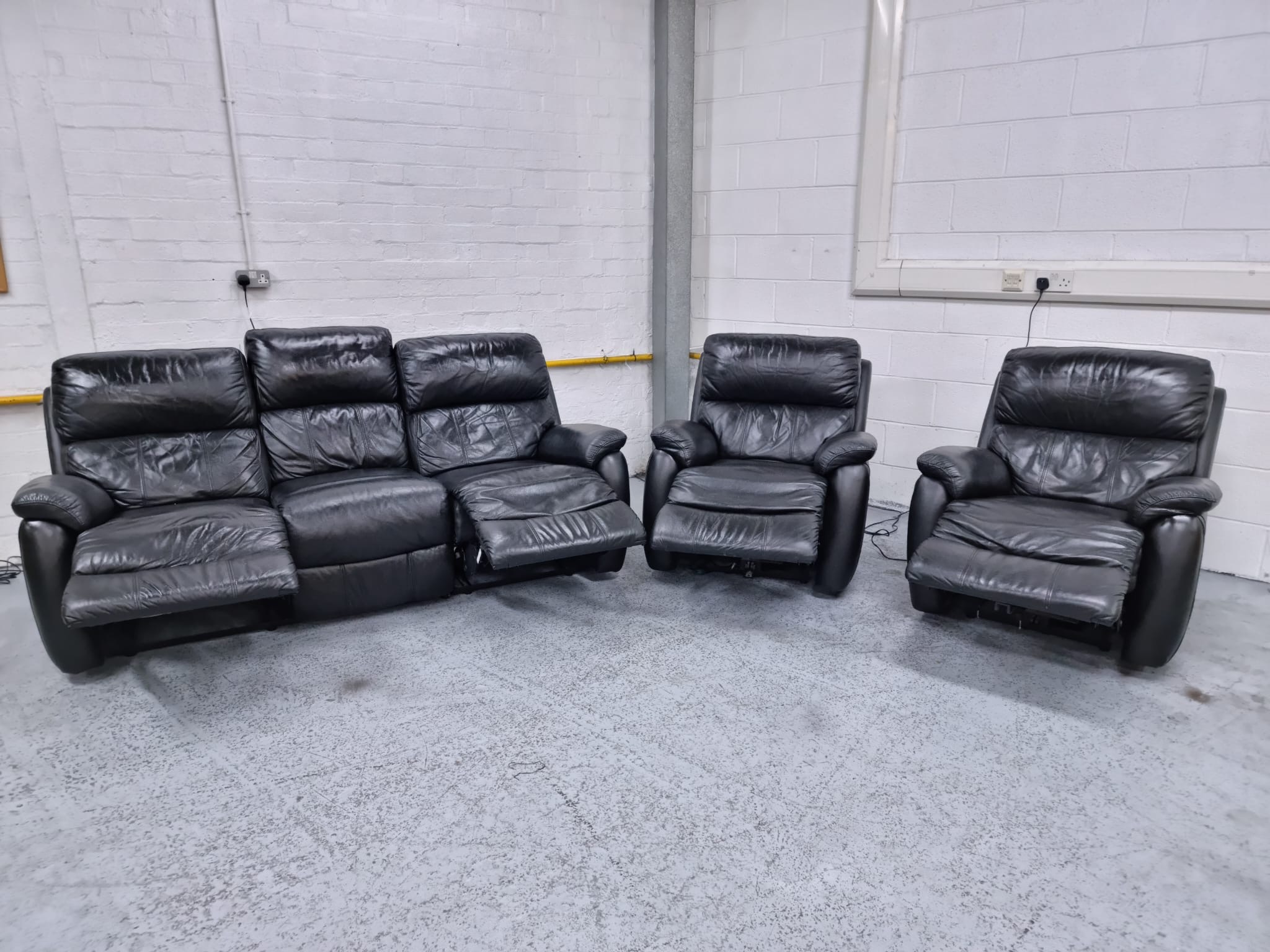 Dfs sale recliner chairs store