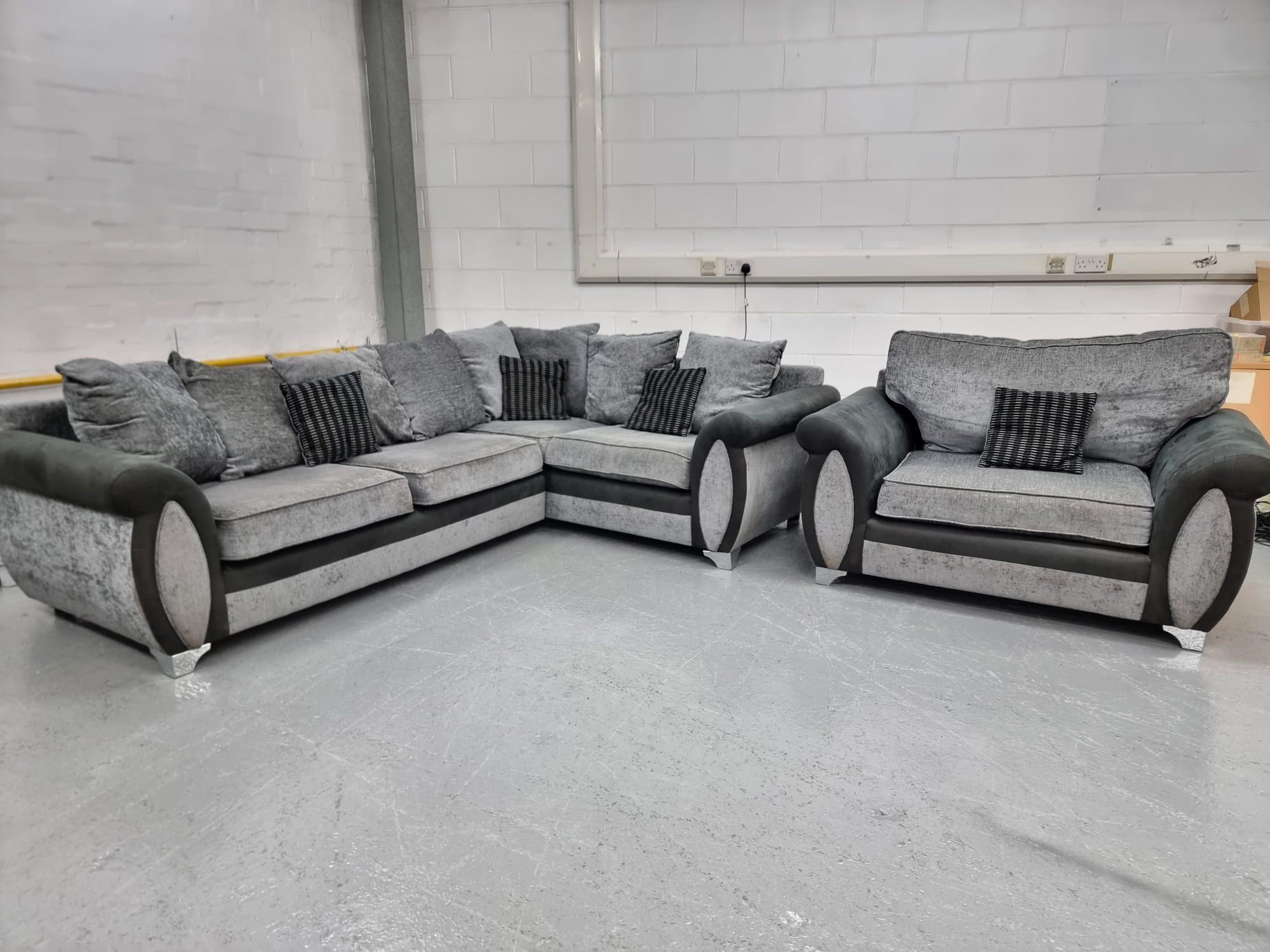Dfs Grey Fabric Corner Sofa and Cuddle Chair