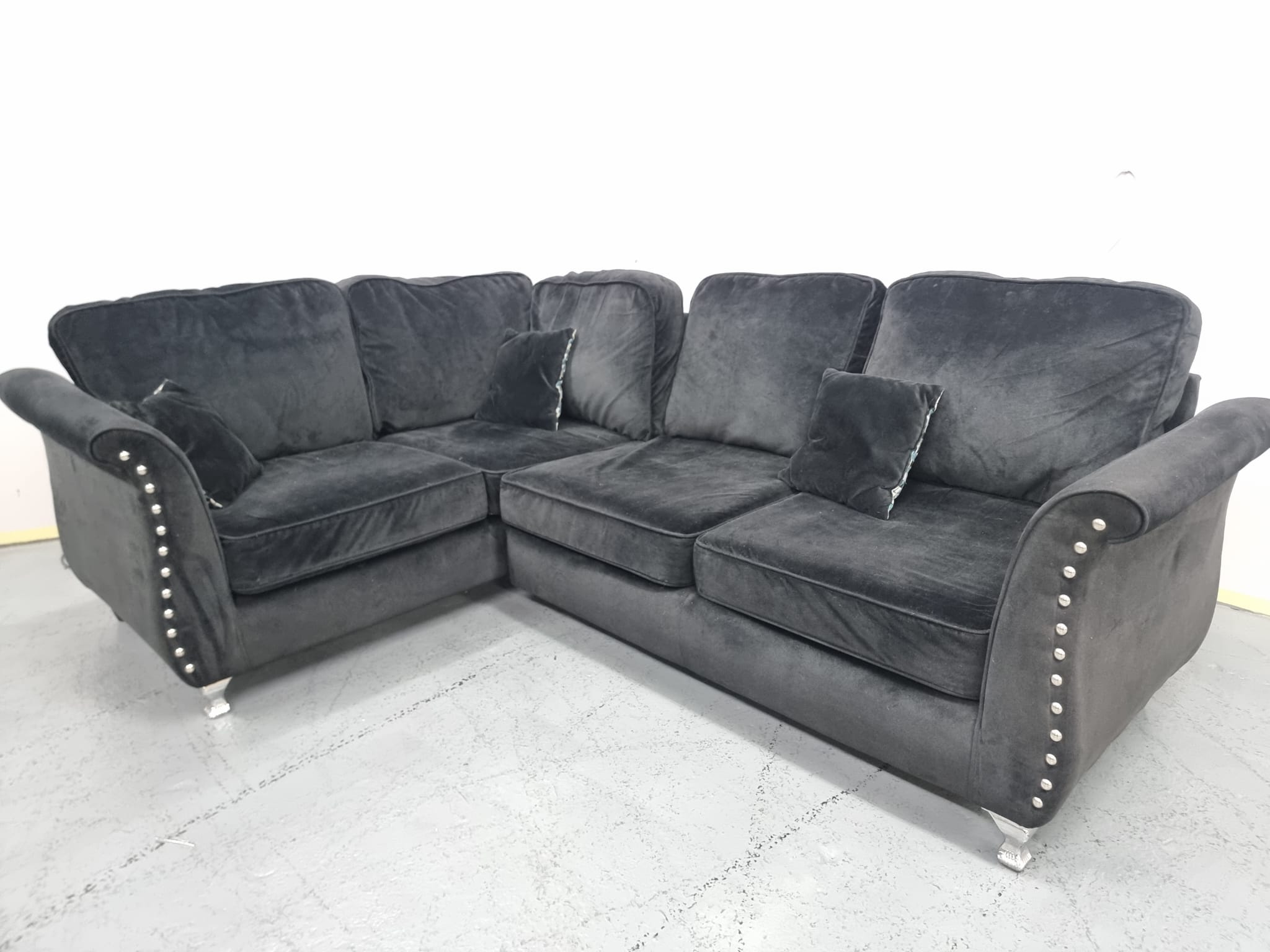 Scs Black Corner Sofa